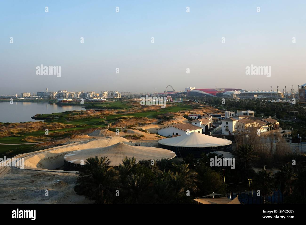 Yas golf hi-res stock photography and images - Alamy