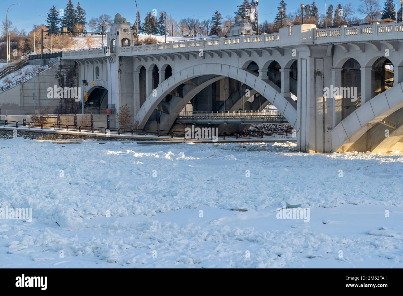 Centre Street Bridge with frozen Bow River, temperature -38C, Calgary ...