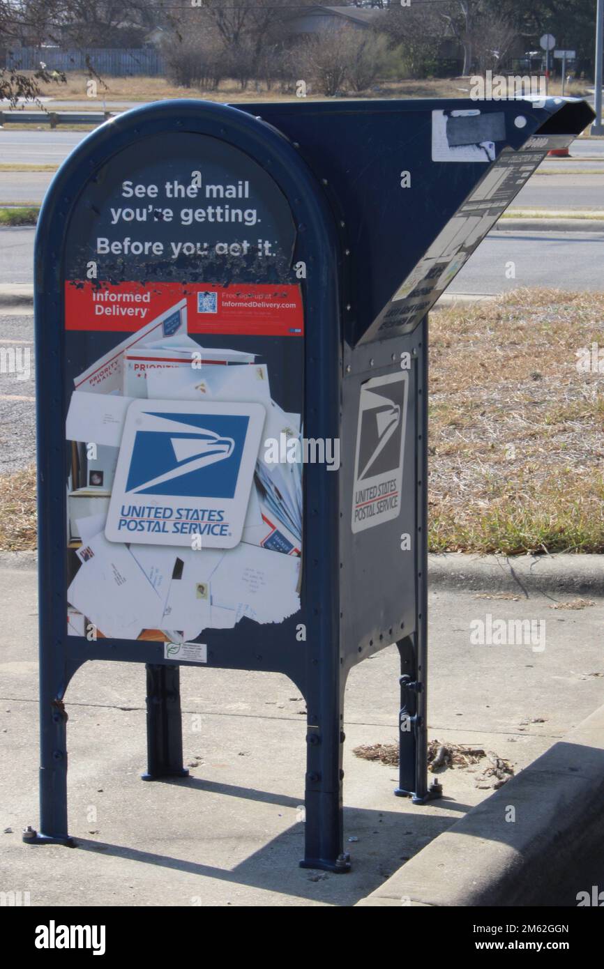 San Antonio, USA. 01st Jan, 2023. A blue drop box at the Valley Hi Post ...