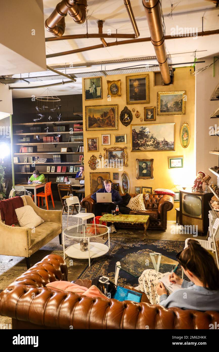 Walls covered in art hi-res stock photography and images - Alamy