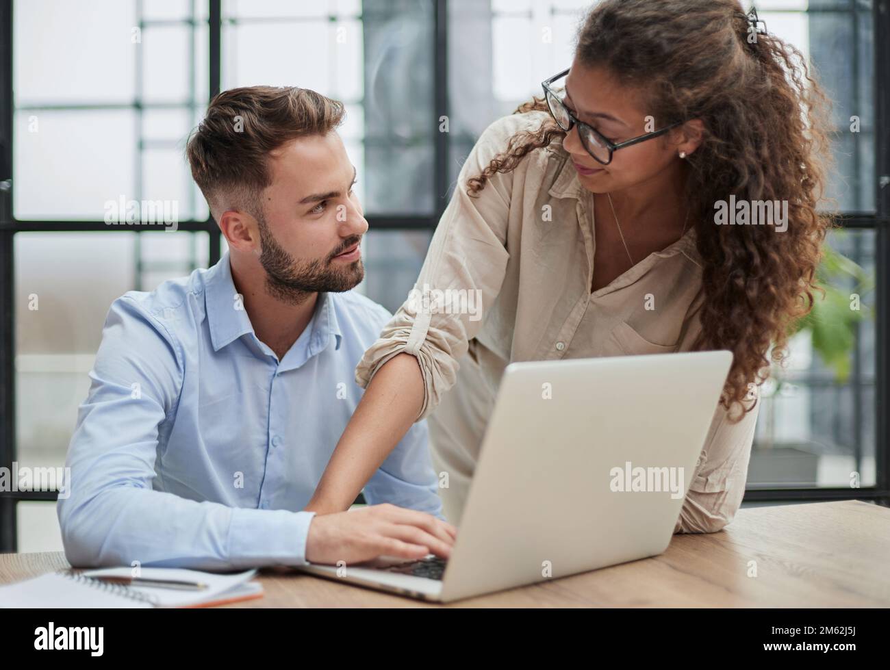 Check documents hi-res stock photography and images - Alamy