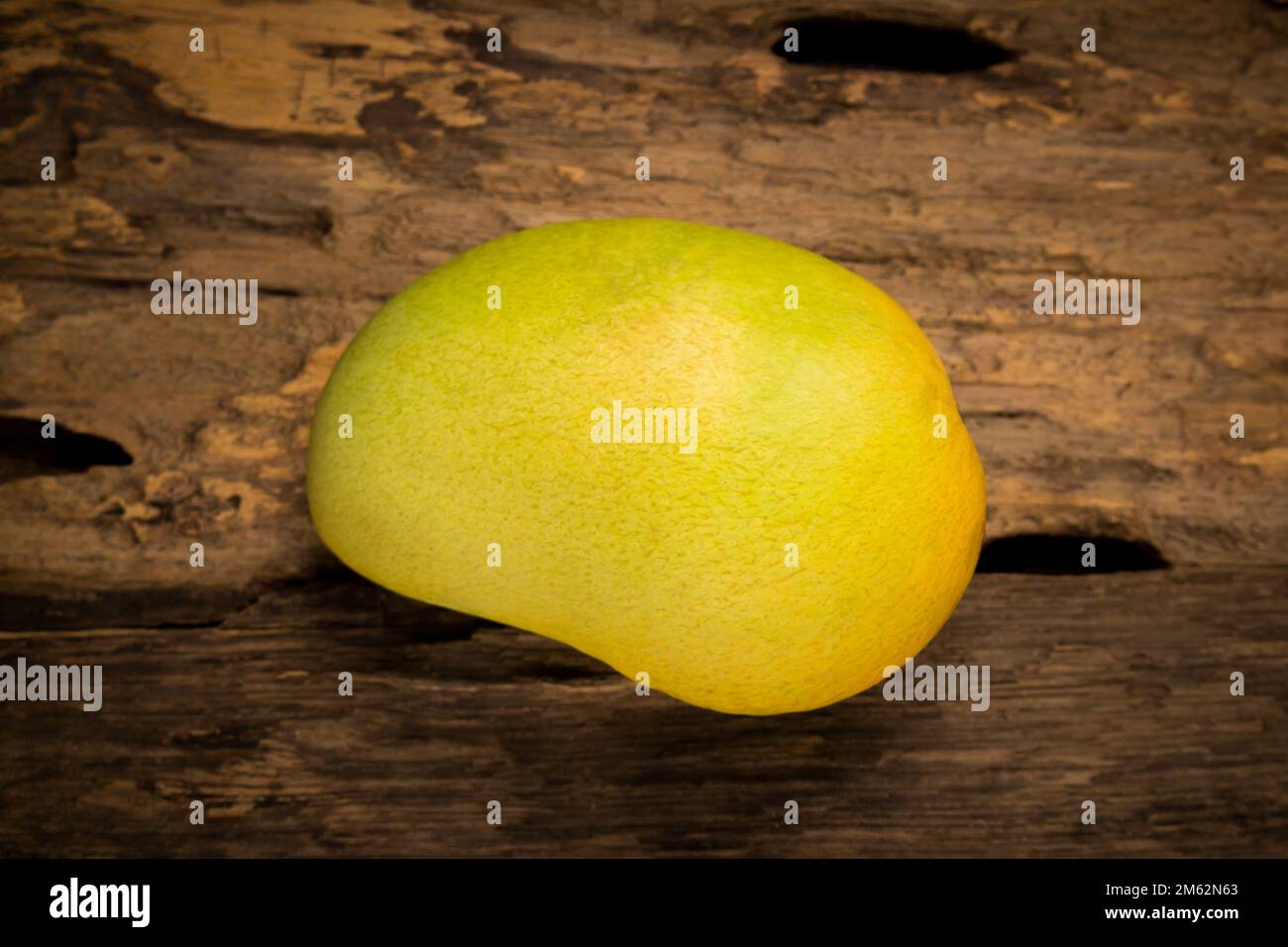 Mango juicy texture hi-res stock photography and images - Alamy