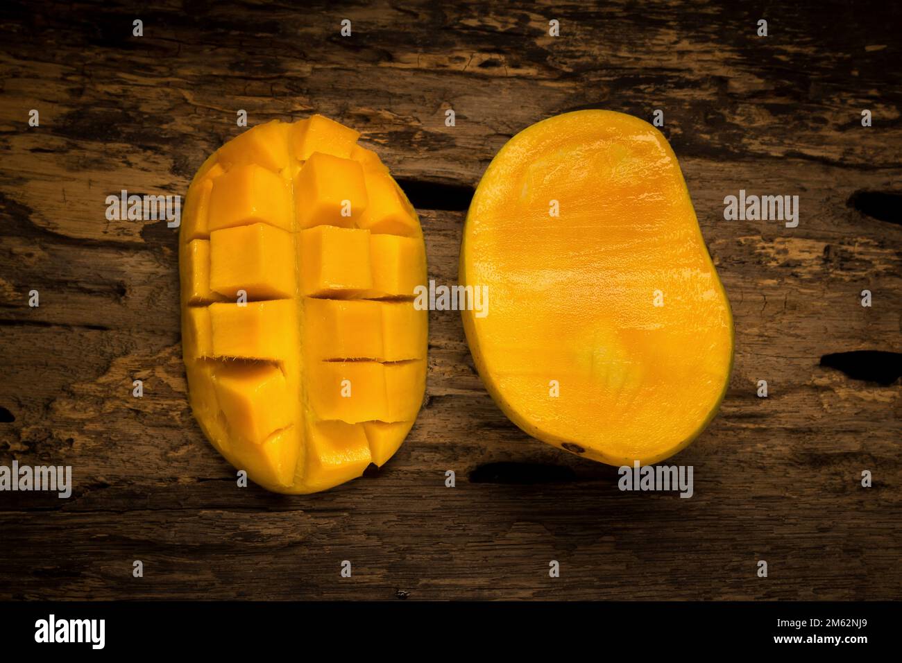 Mango cubes with skin hi-res stock photography and images - Alamy