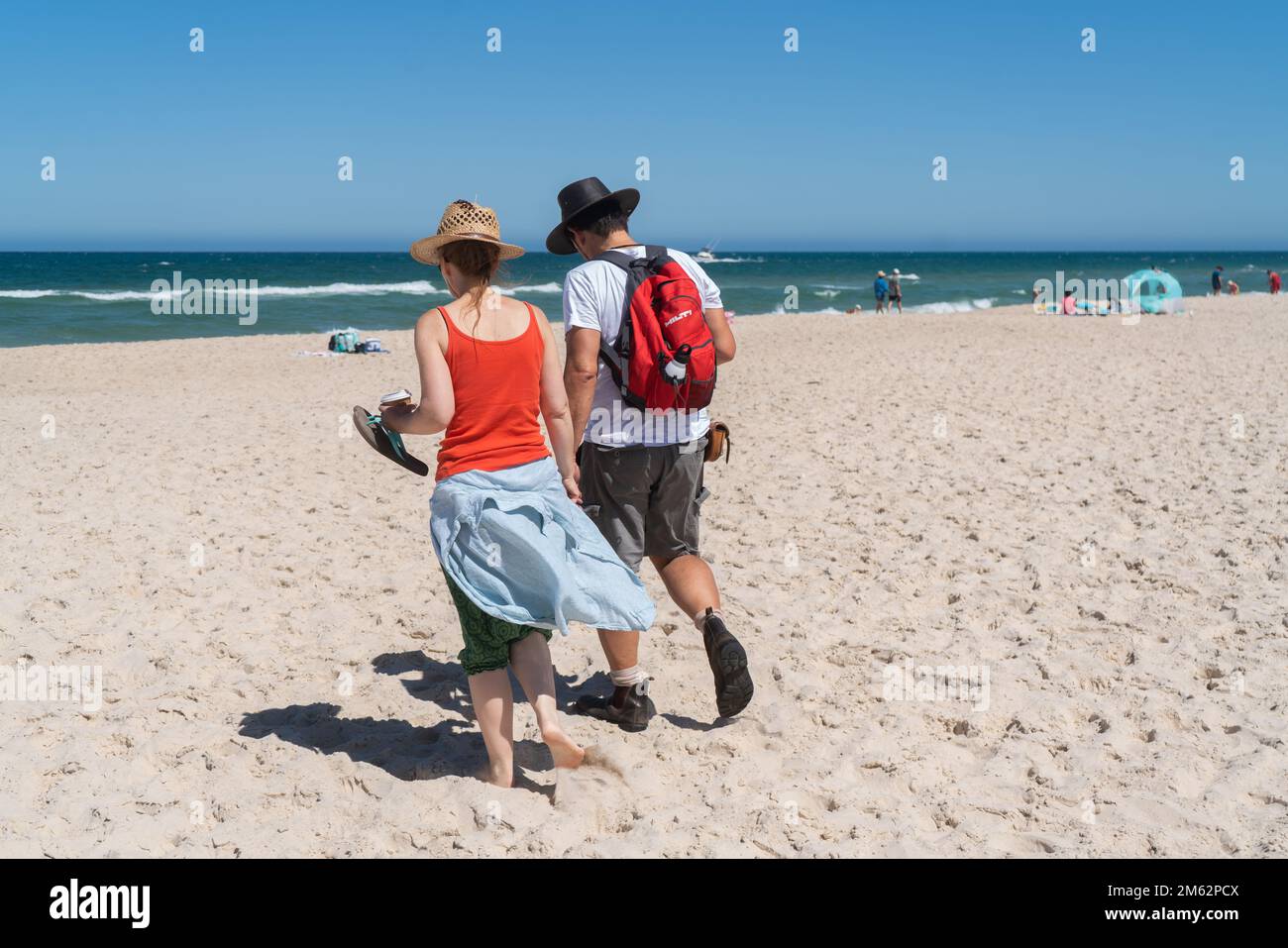 Adelaide, Australia. 2 January 2023 . People enjoying the hot weather ...
