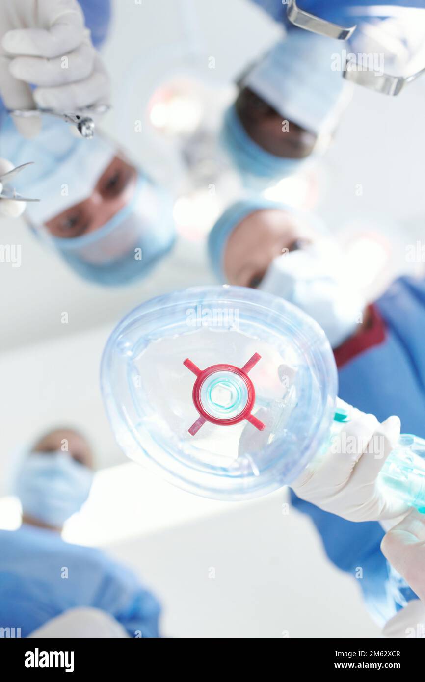 Anaesthetic mask hi-res stock photography and images - Alamy