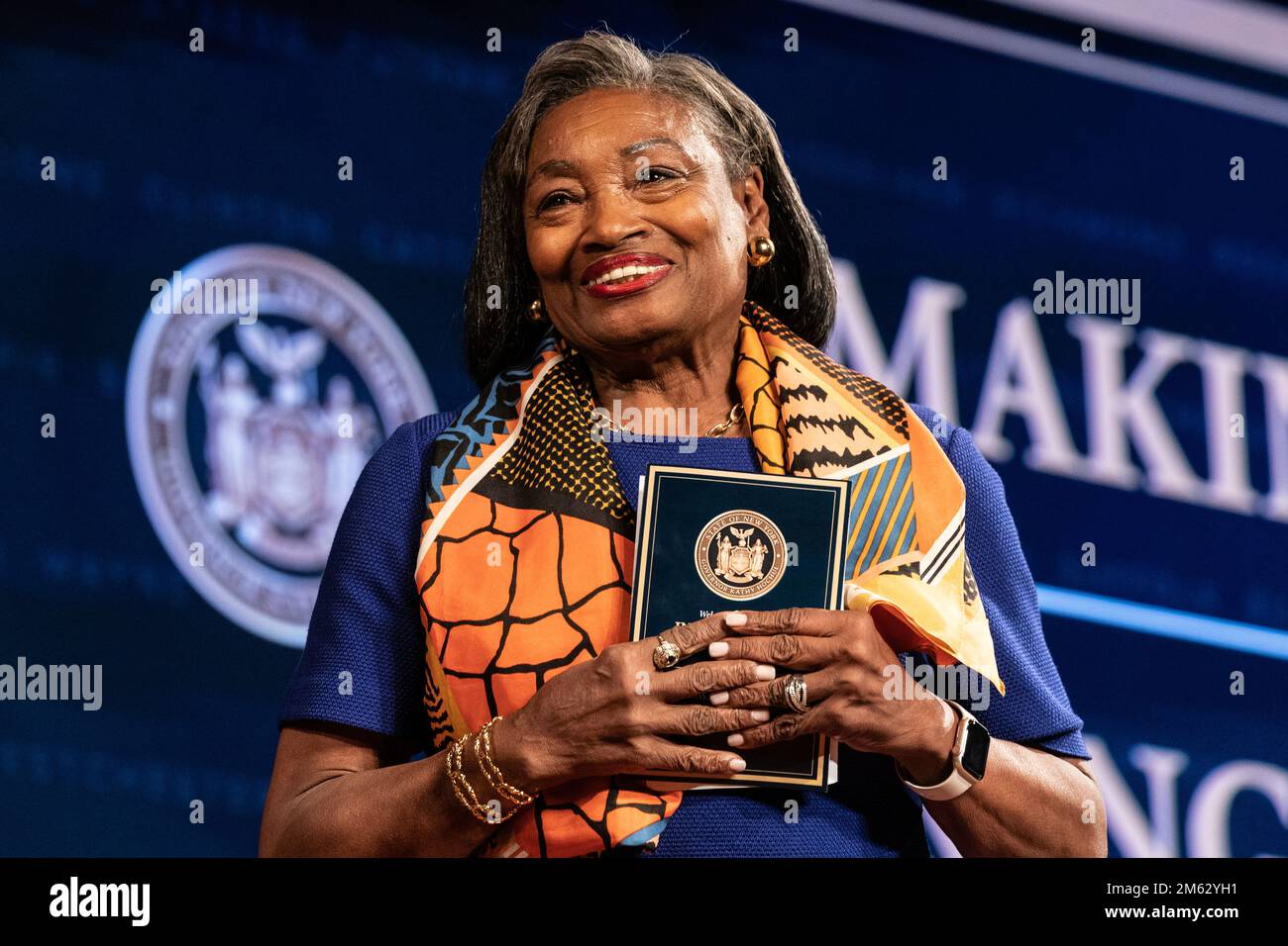 Andrea Stewart-Cousins swears Thomas DiNapoli as State Comptroller ...