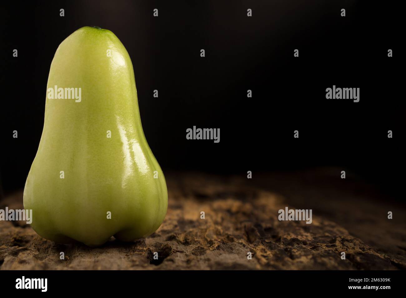 Apple shaped wood hi-res stock photography and images - Alamy