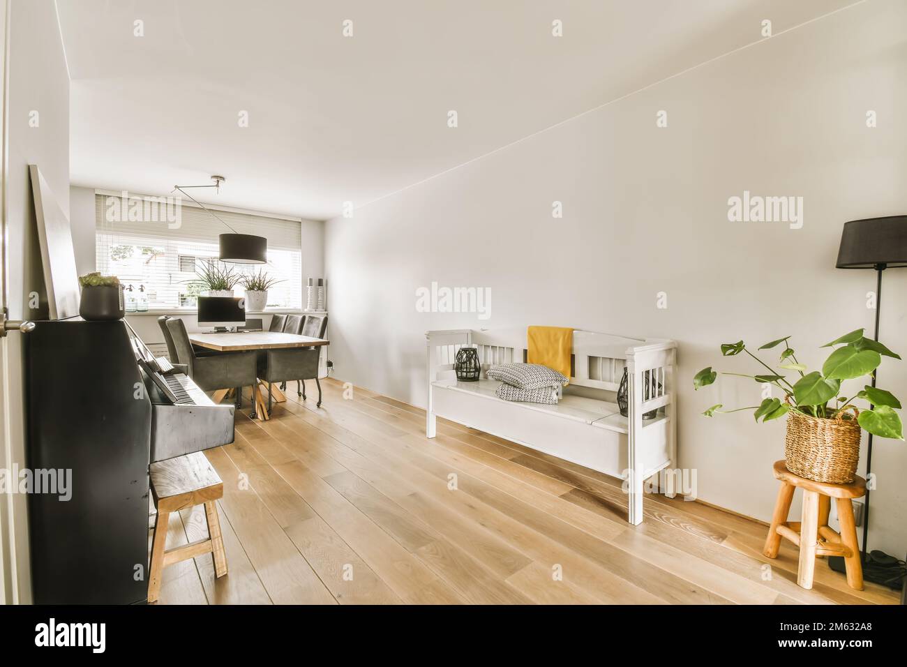 Cribe hi-res stock photography and images - Alamy