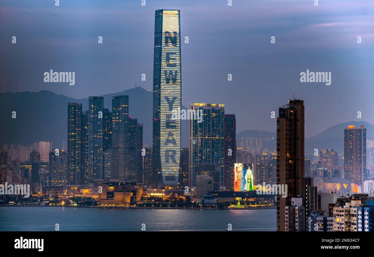 Hong Kong tallest building the International Commerce Center ICC ...