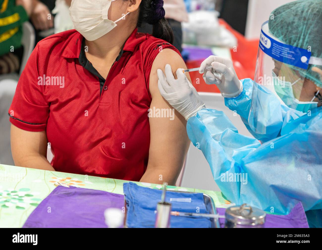 Vaccination upper arm hi-res stock photography and images - Alamy
