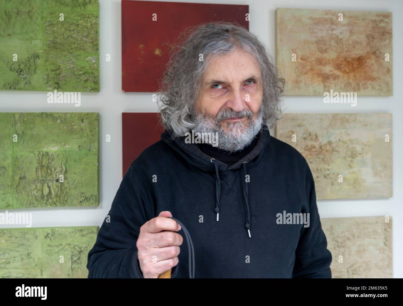 Berlin, Germany. 14th Dec, 2022. Blind photographer Gerald Pirner ...