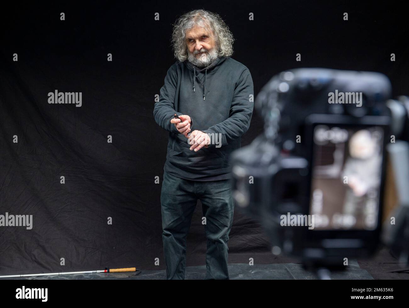 Berlin, Germany. 14th Dec, 2022. Blind photographer Gerald Pirner ...