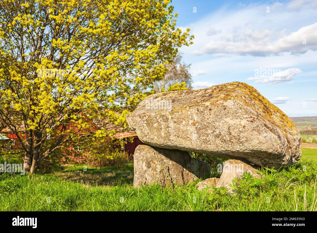 Prehistoric passage grave neolithic dolmen hi-res stock photography and ...