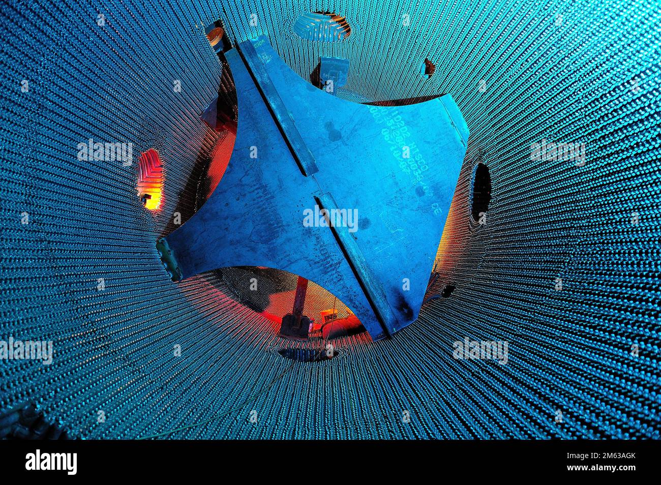 Tubular lighting hi-res stock photography and images - Alamy