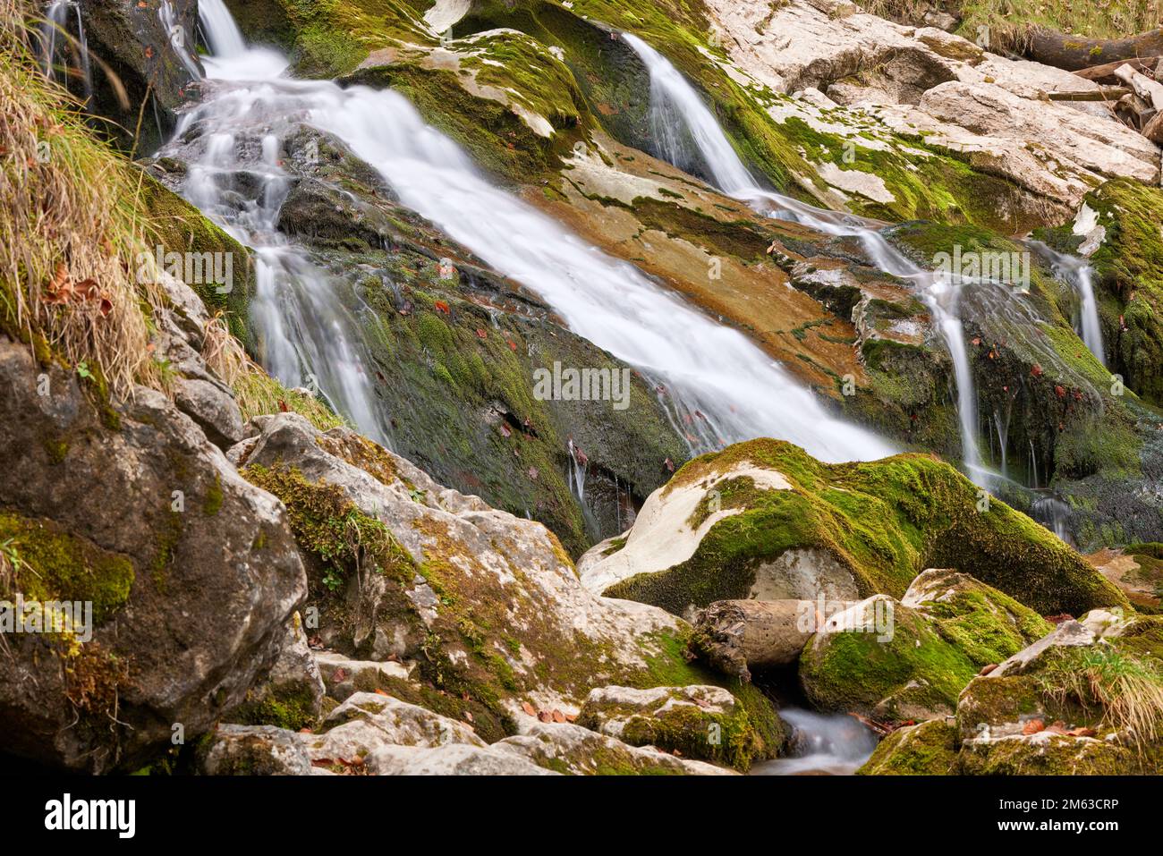 Top down view waterfall going hi-res stock photography and images - Alamy