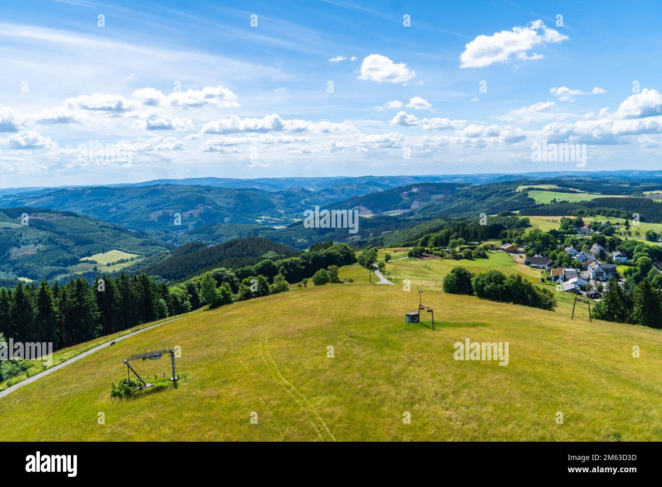 Landscape at Schomberg in Sauerland. Nature with forests and hiking ...