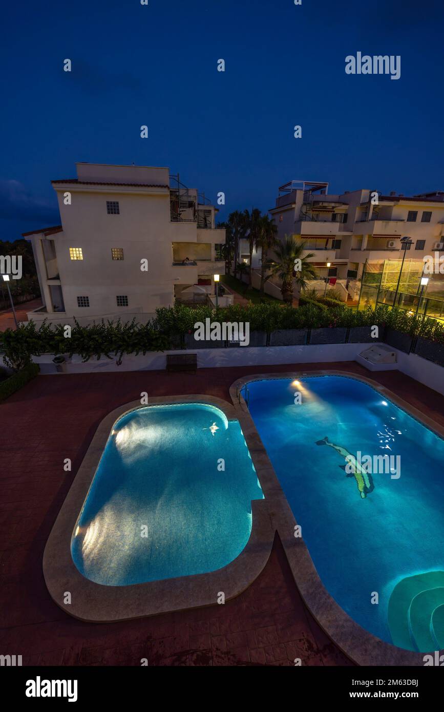 Valencia swimming pool hi-res stock photography and images - Alamy