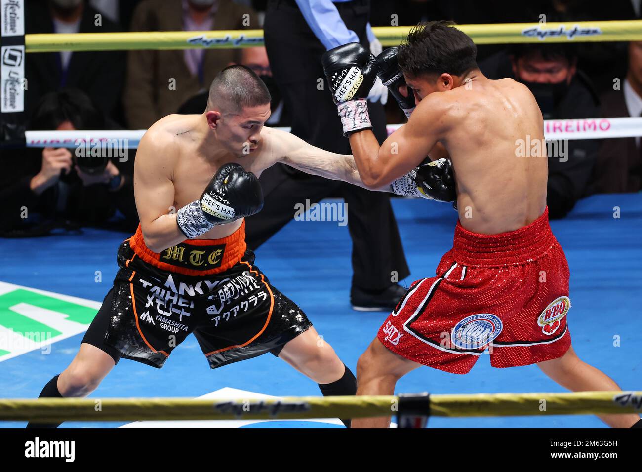 (L to R) Kazuto Ioka (JPN), Joshua Franco (USA), DECEMBER 31, 2022 - Boxing : WBA/WBO Super ...