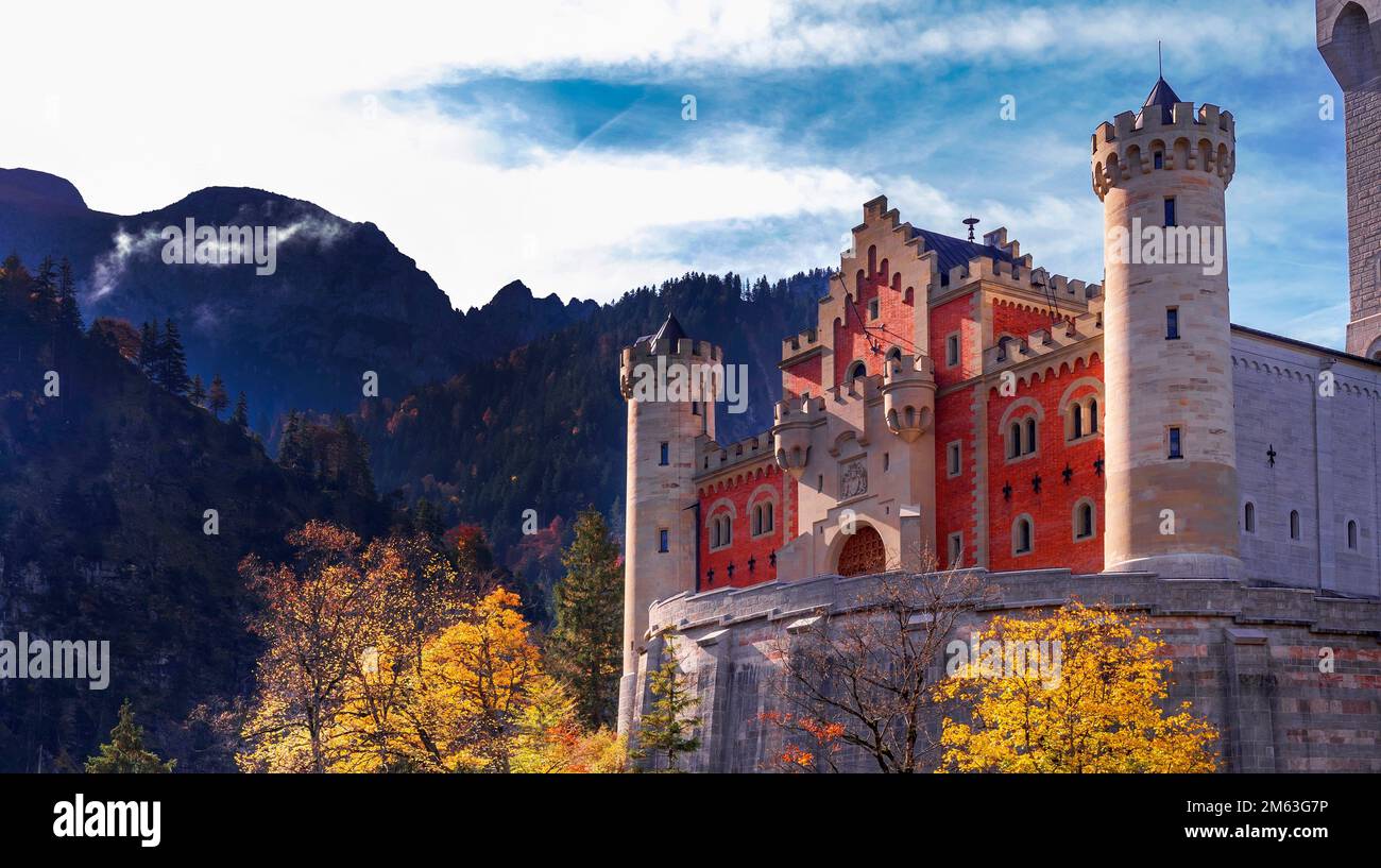 Neo romanesque architecture hi-res stock photography and images - Alamy