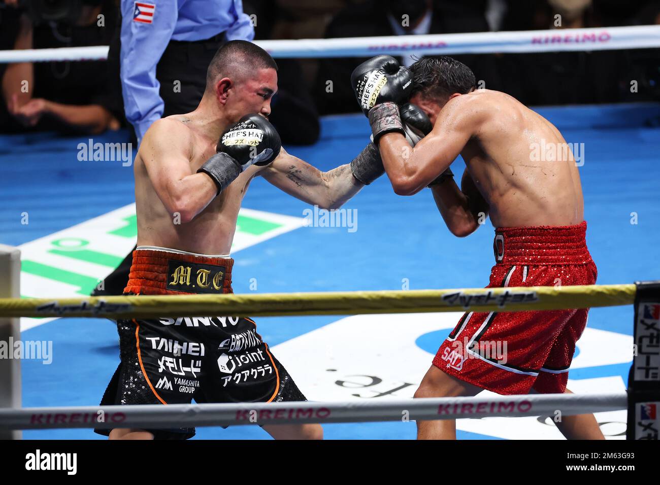 (L to R) Kazuto Ioka (JPN), Joshua Franco (USA), DECEMBER 31, 2022 - Boxing : WBA/WBO Super ...