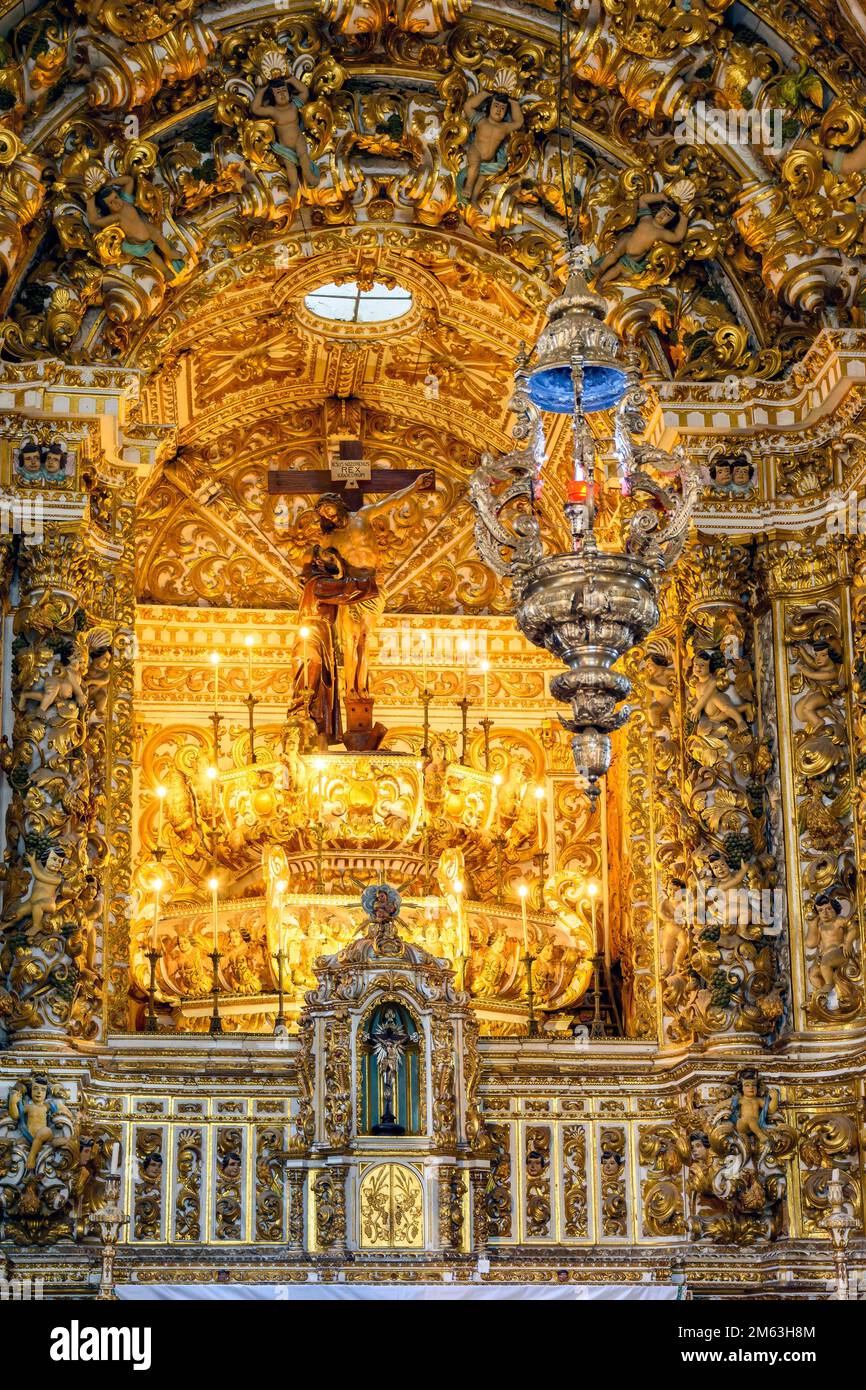 Baroque altar hi-res stock photography and images - Alamy