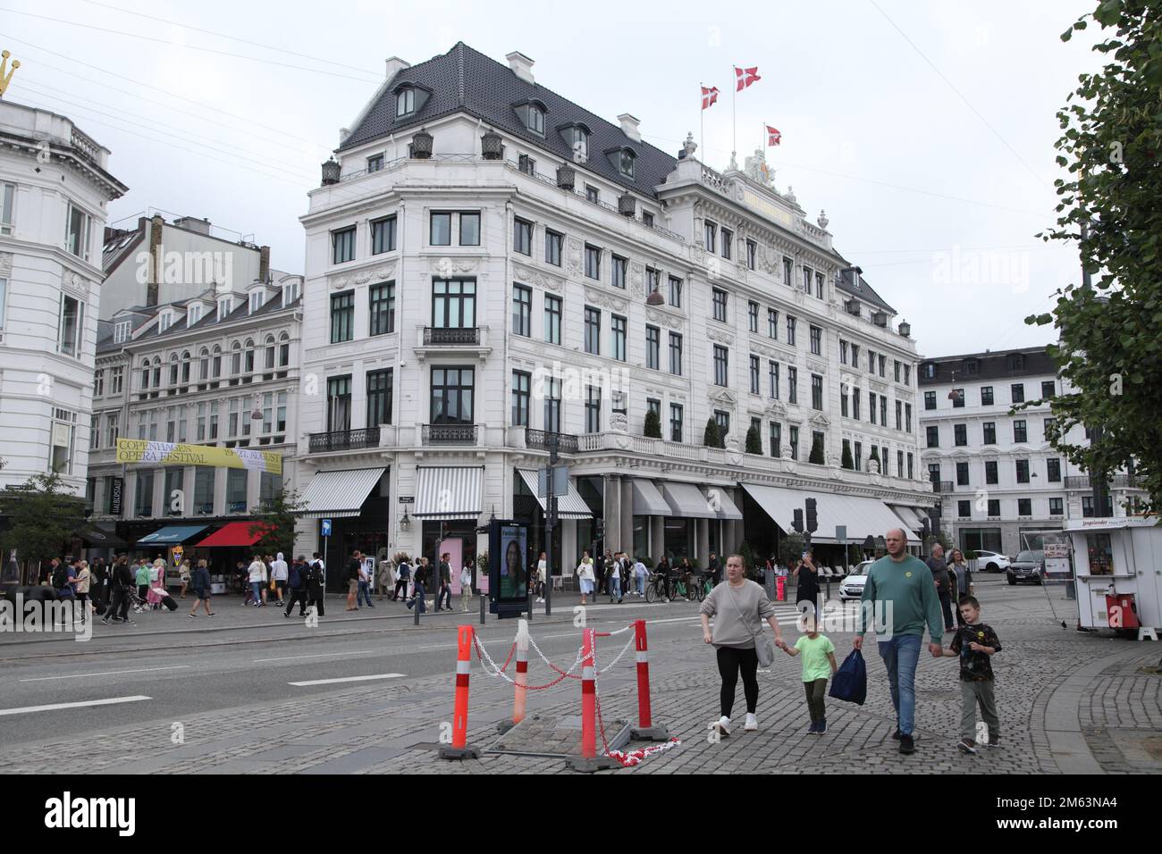 Offshore heaven hi-res stock photography and images - Alamy