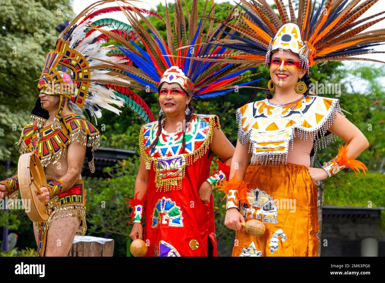 Dancer performance artistry hi-res stock photography and images - Alamy