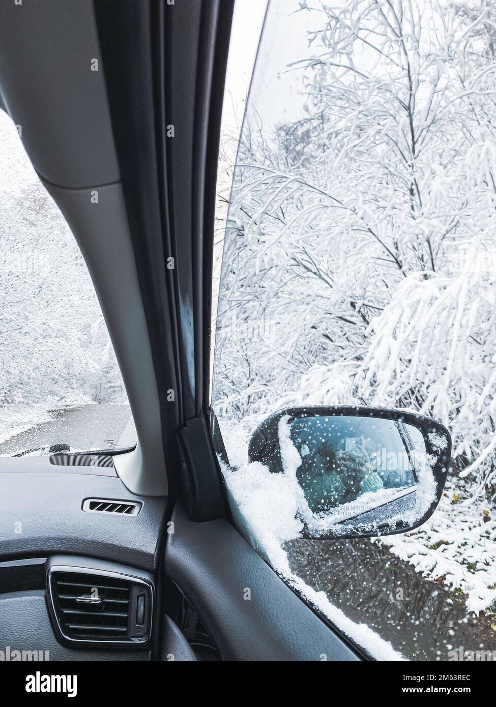 From car window view hi-res stock photography and images - Alamy