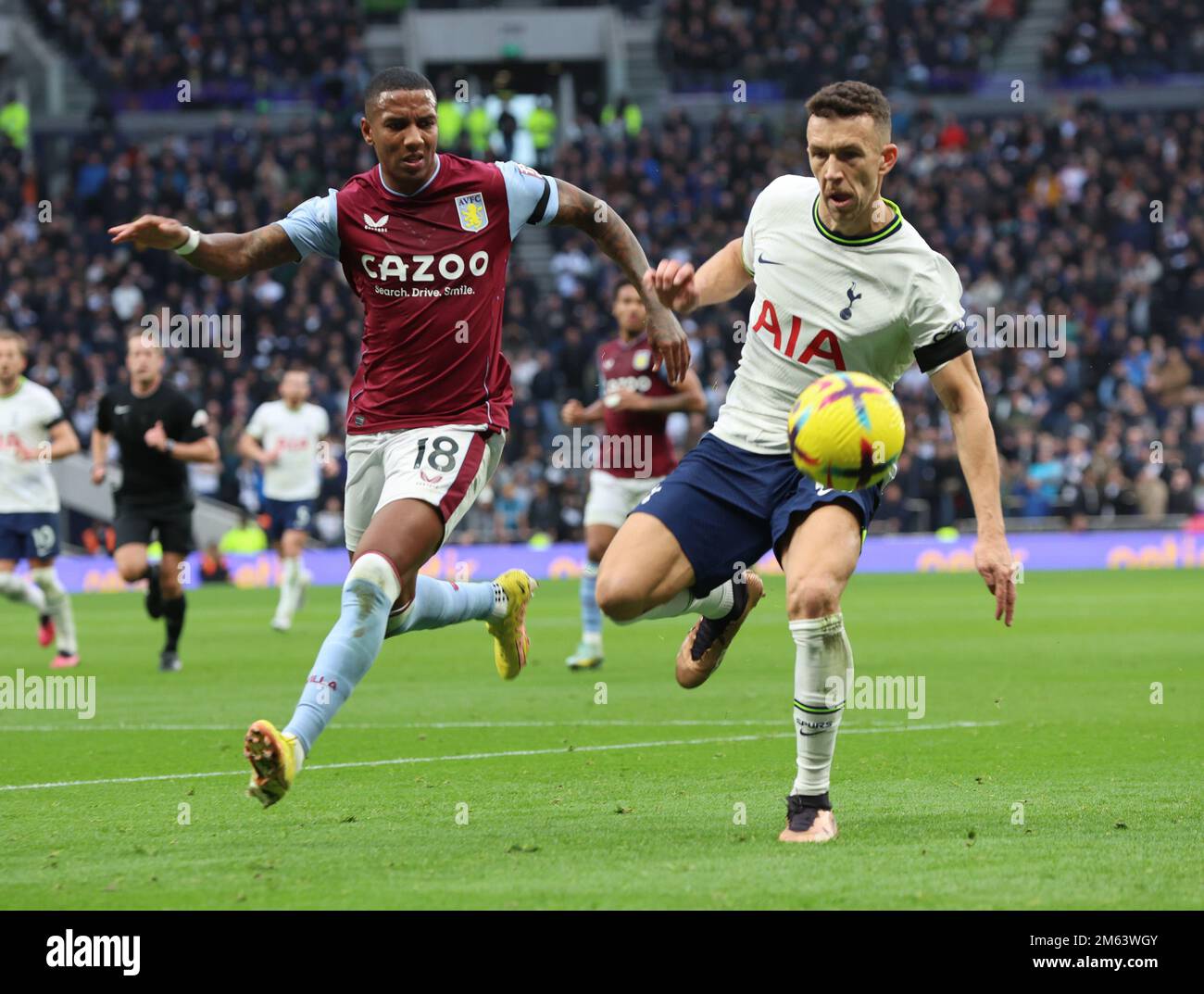 L r ashley young hi-res stock photography and images - Alamy