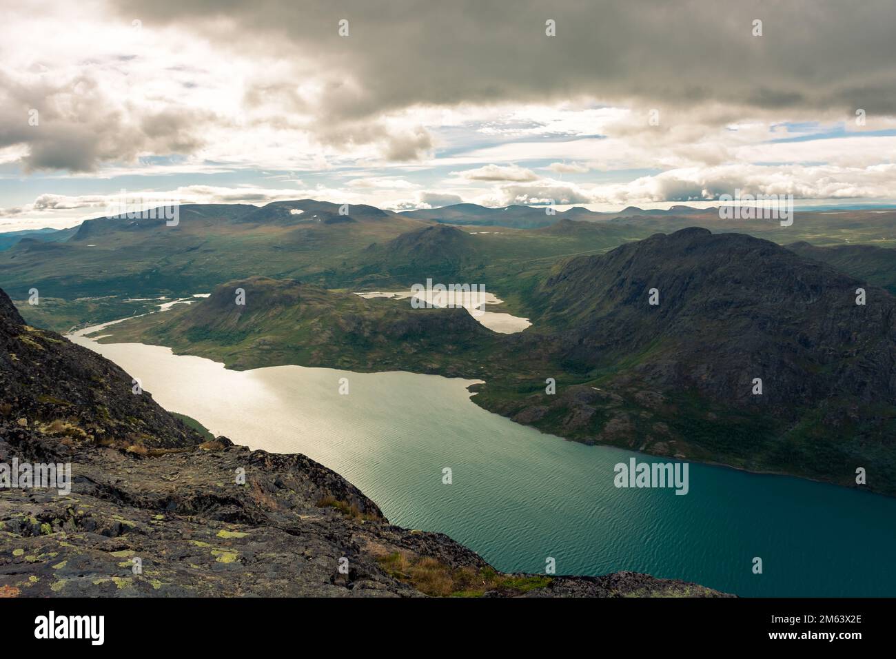 Amazing view of the Gjende Glacial Lake from the Besseggen Ridge ...