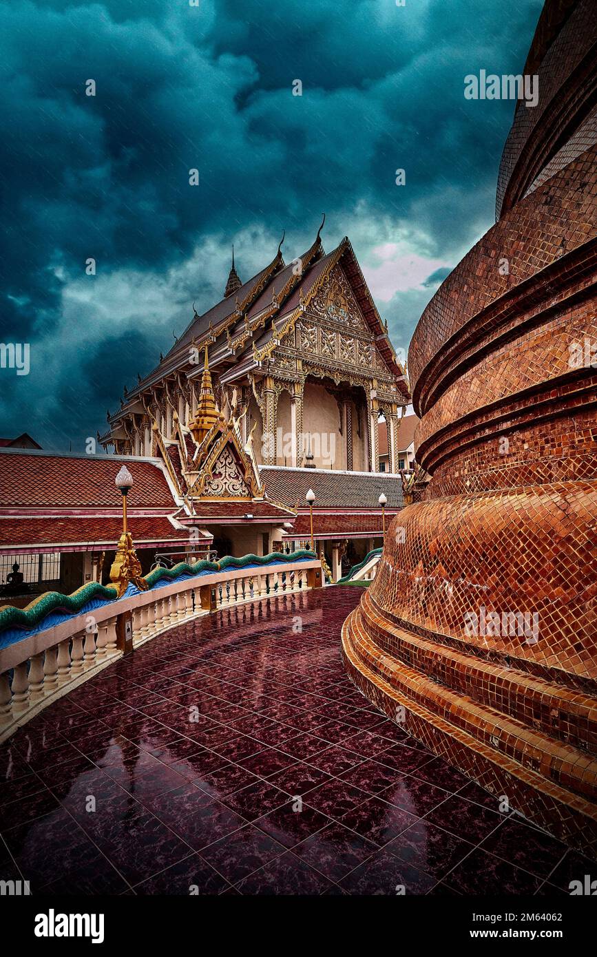 Reliquie del grande buddha hi-res stock photography and images - Alamy