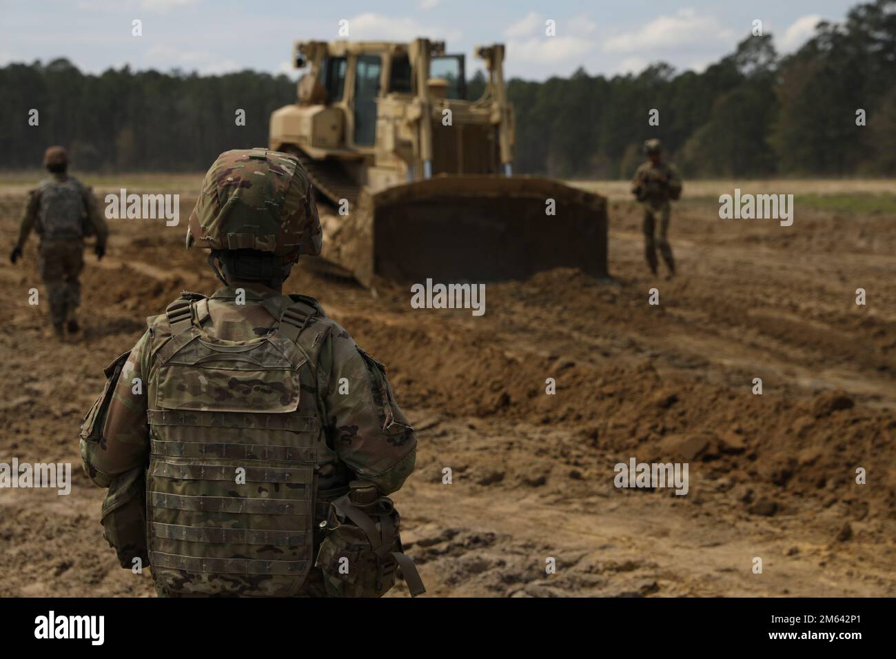 Soldiers assigned to the 24th Ordnance Company, 87th Division ...