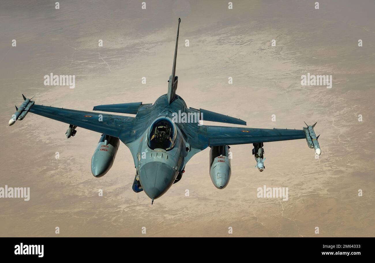 F 16a hi-res stock photography and images - Alamy