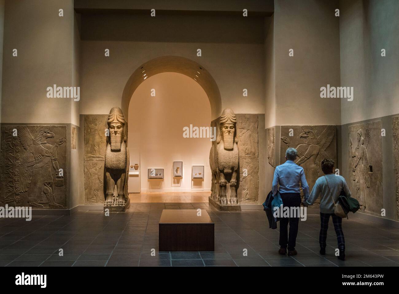 Assyrian Palace Sculptures, Metropolitan Museum of Art, New York City ...
