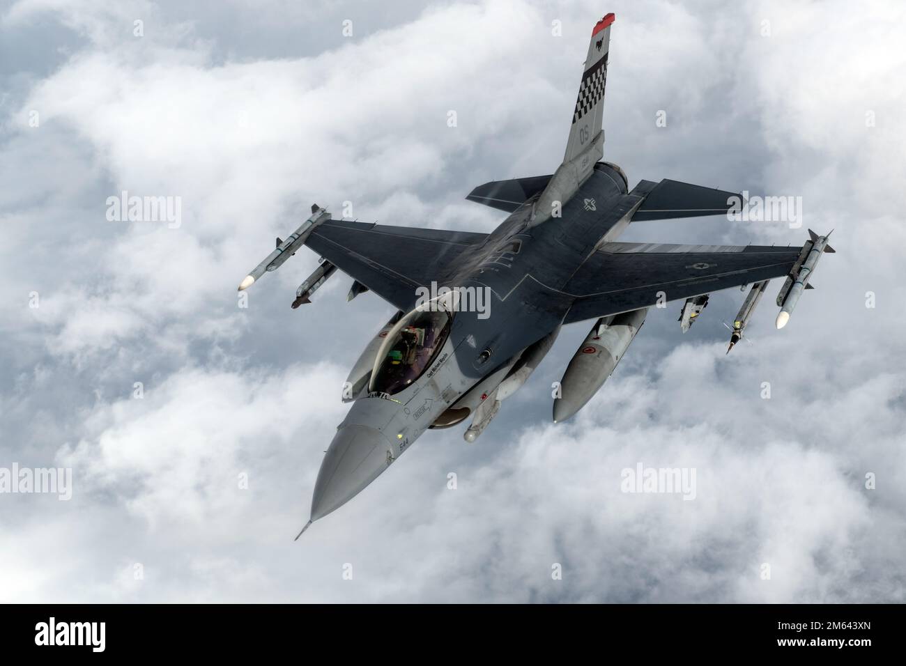 An F-16 Fighting Falcon assigned to the 36th Fighter Squadron departs ...