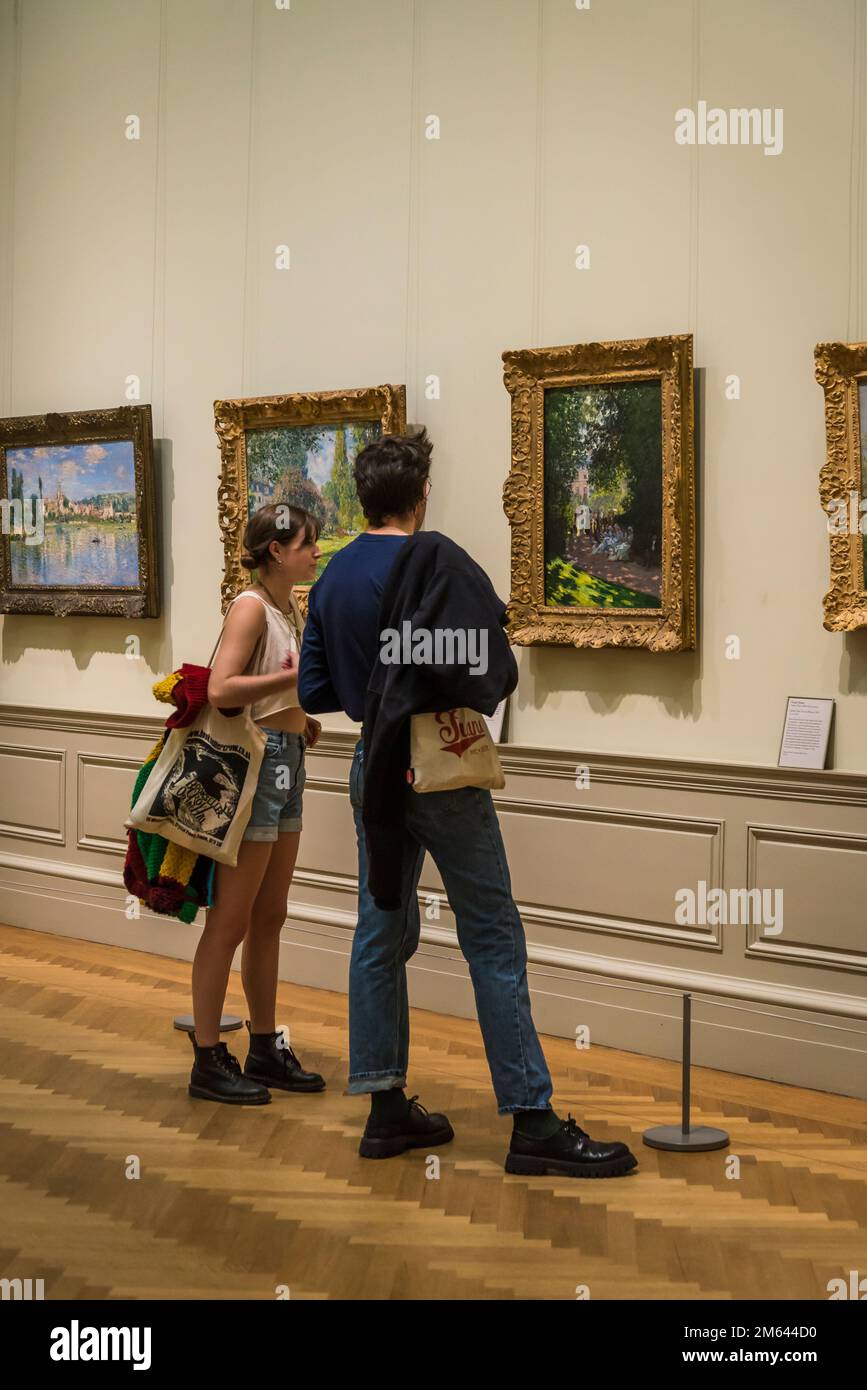 Impressionist Galleries, Metropolitan Museum of Art, New York City, USA ...
