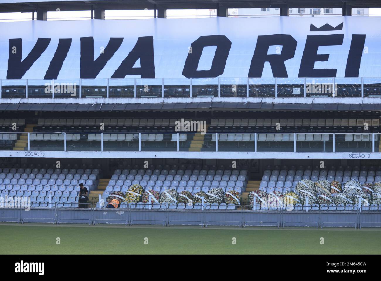 Santos, Brazil. 02nd Jan, 2023. SP - Santos - 01/02/2023 - PELE, WATCH ...