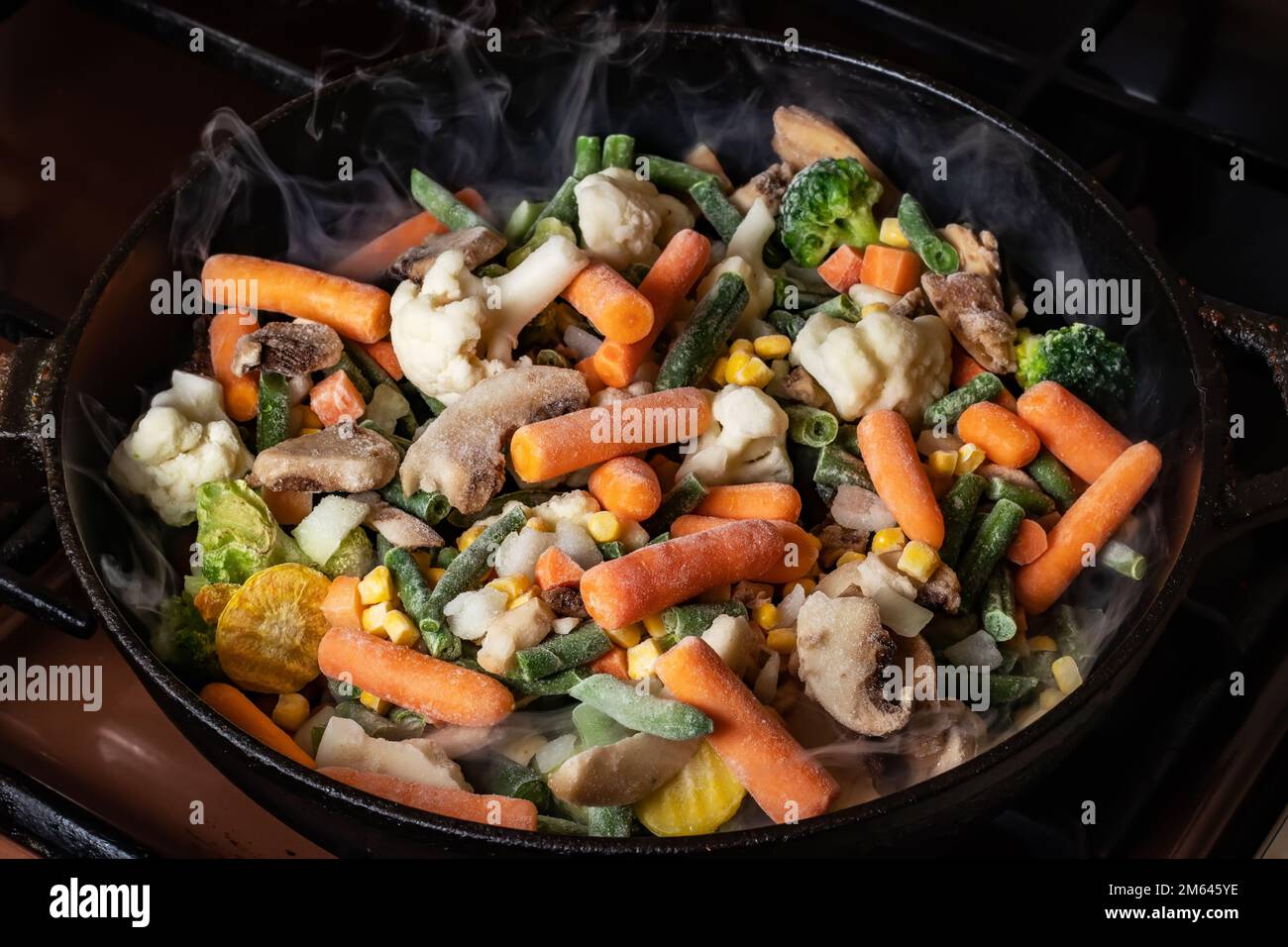 Mix frozen bio vegetables hi-res stock photography and images - Alamy