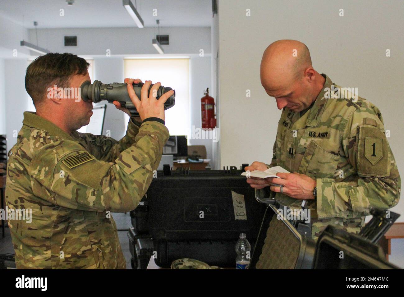 From left, Staff Sgt. Jesse Haynes looks through a PAS-13B Thermal ...