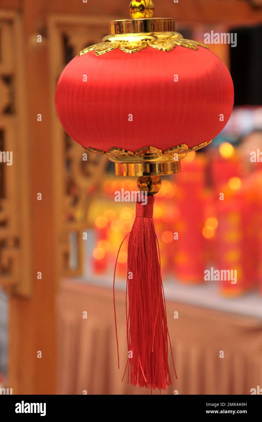 chinese lantern in the temple Stock Photo - Alamy