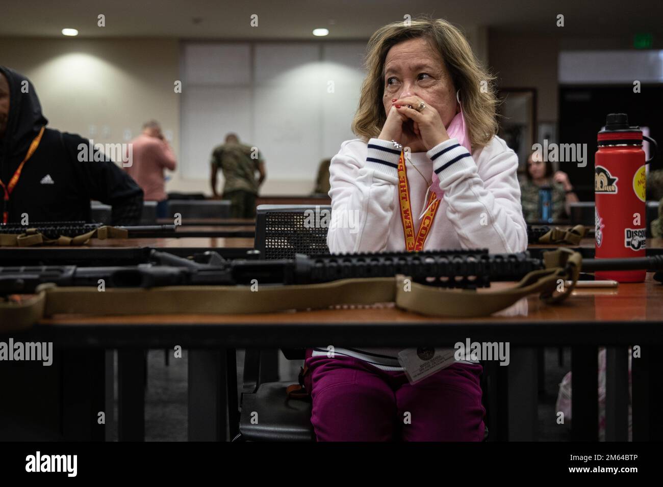 An Educator from the 12th recruiting district, learns about the M16A4 ...