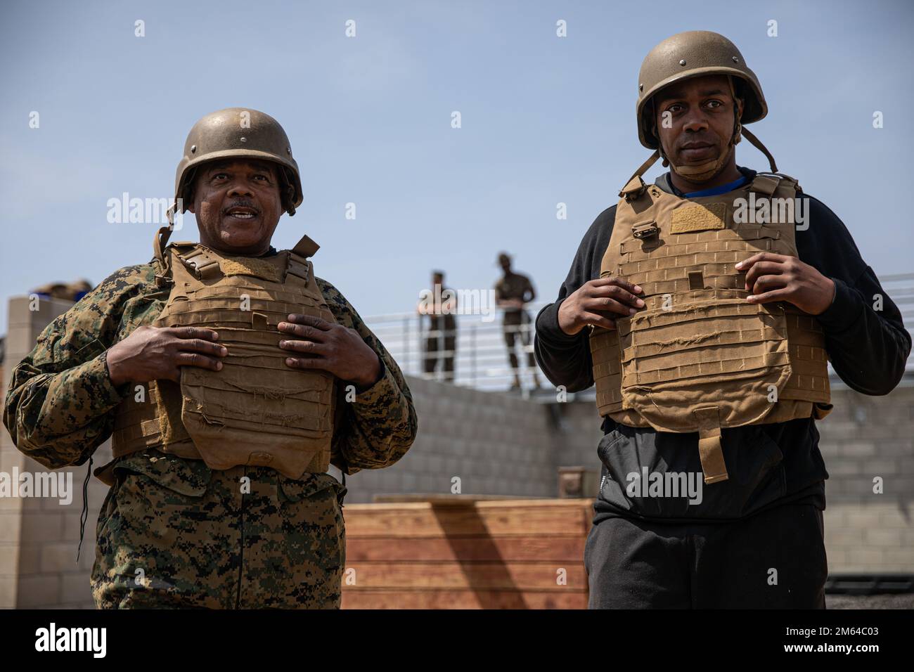 Educators from the 12th recruiting district, observe an obstacle during ...