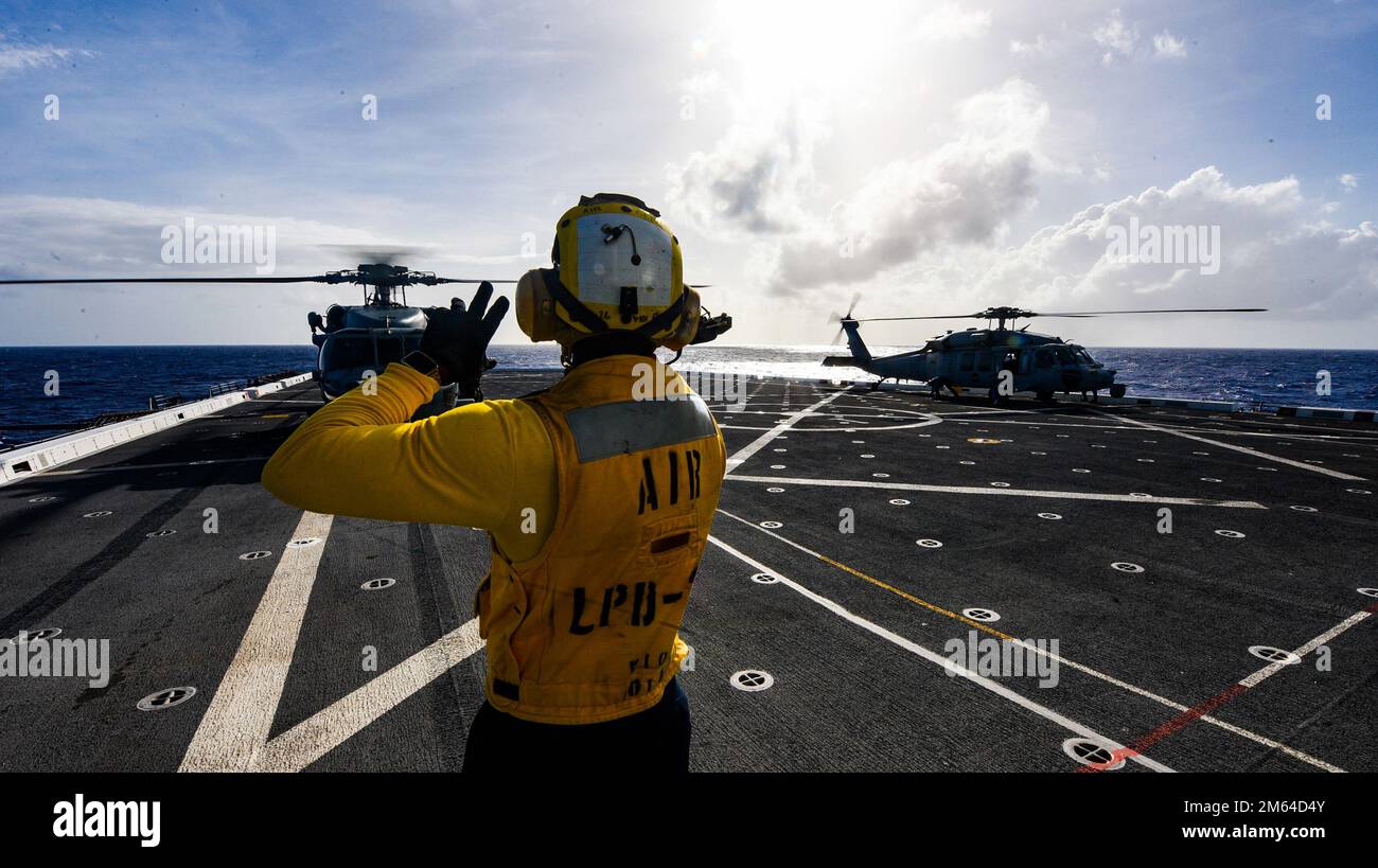 PACIFIC OCEAN (March 31, 2022) Aviation Boatswain’s Mate 3rd Class Kyro ...