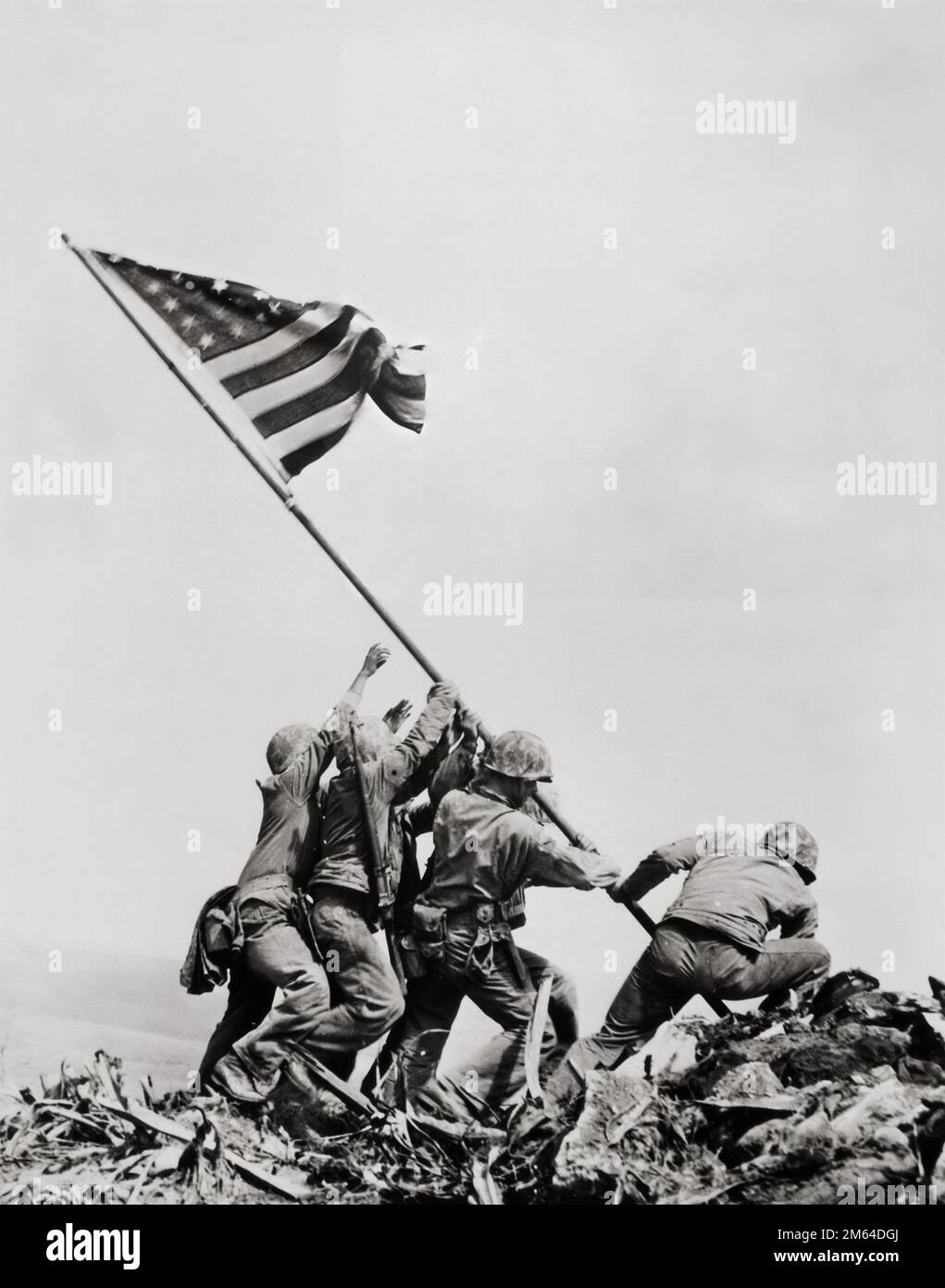 Iwo jima 1945 hi-res stock photography and images - Alamy
