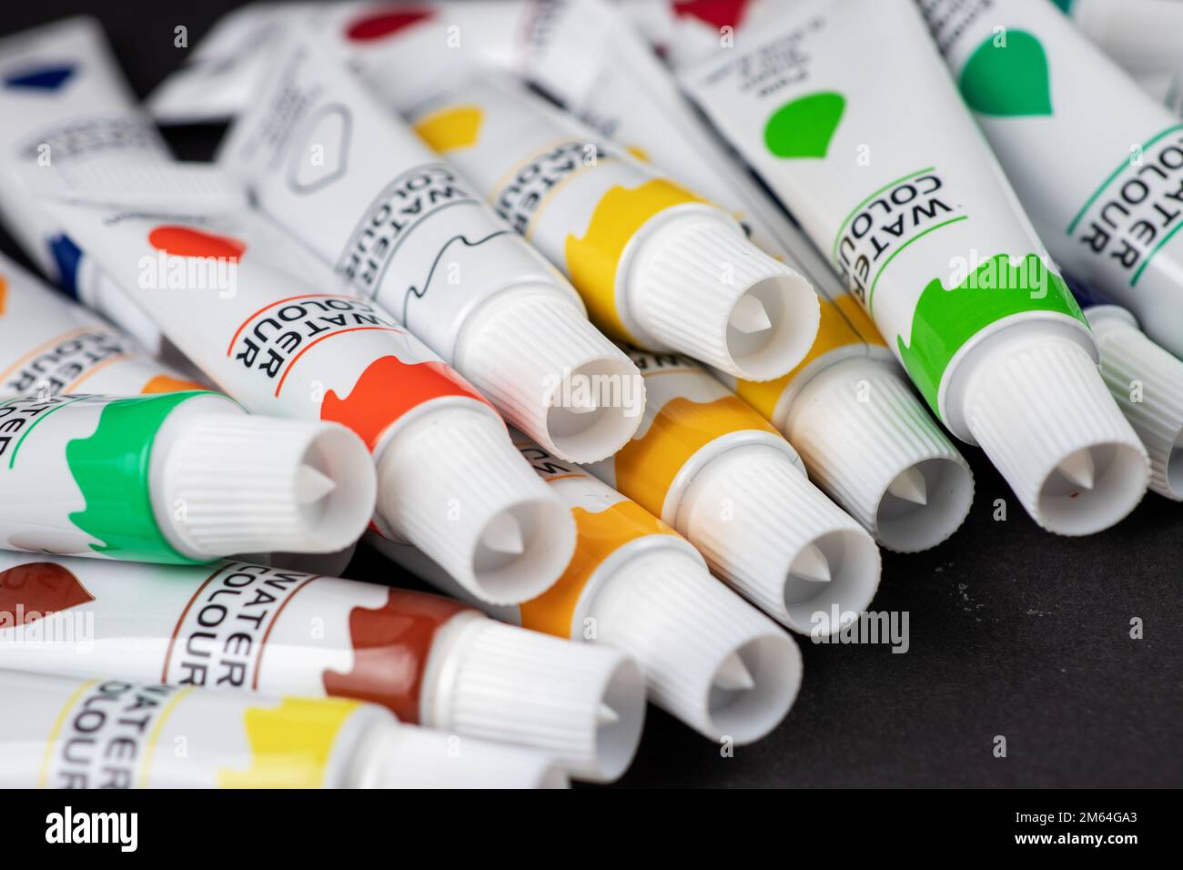 Paints in tubes hi-res stock photography and images - Alamy