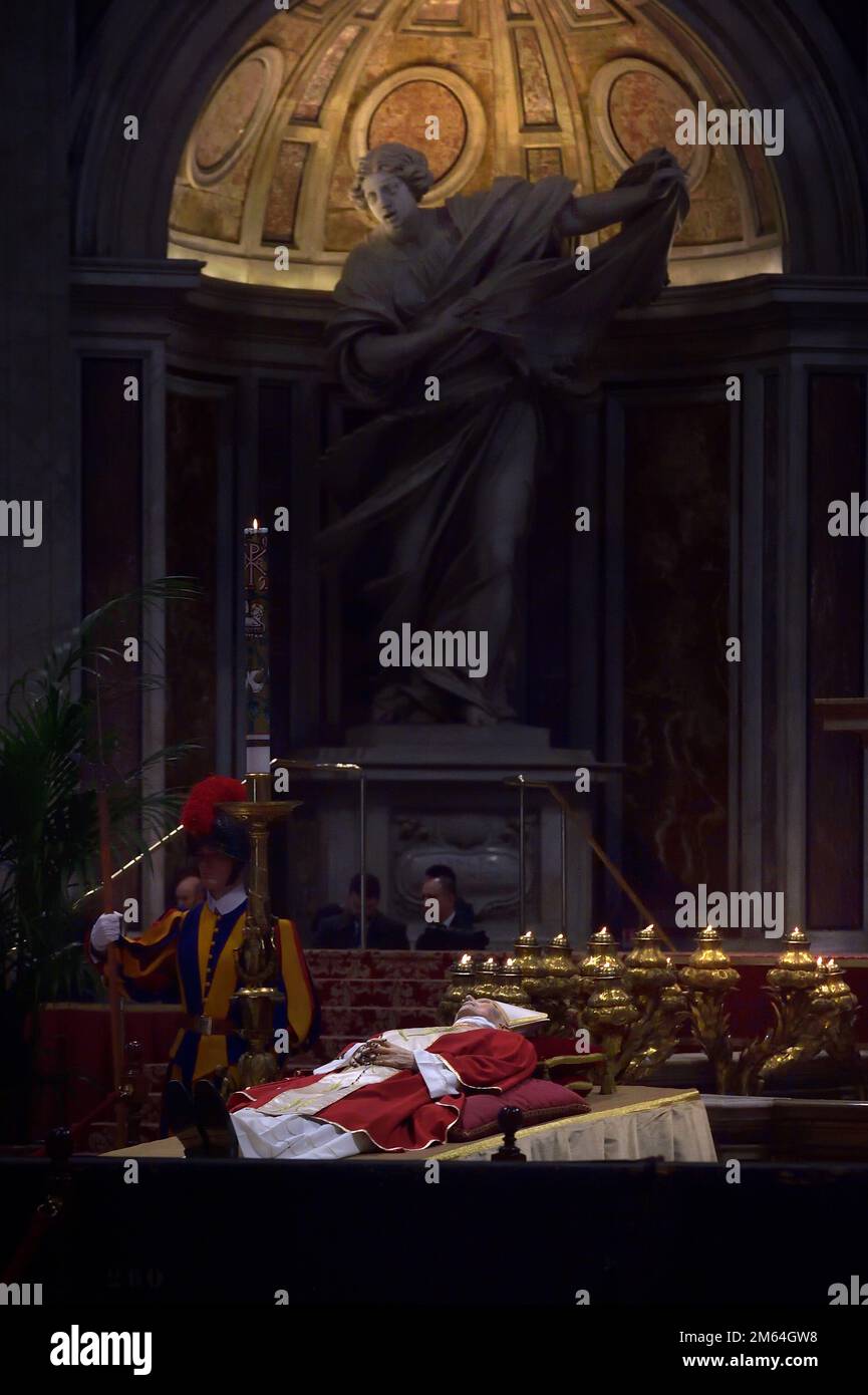 Vatican City State, . 02nd Jan, 2023. The body of late Pope Emeritus ...