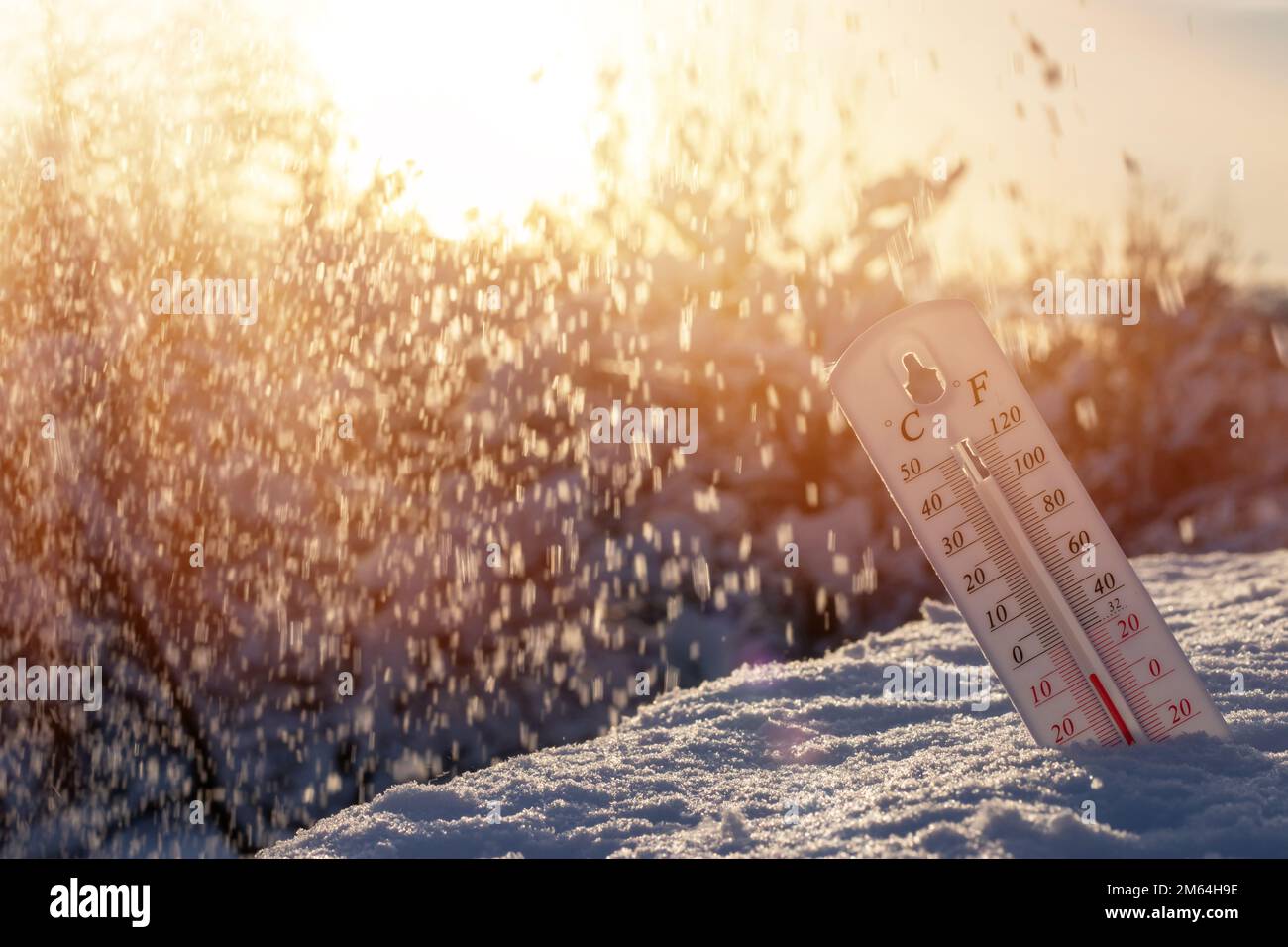Minus zero degree farenheit hi-res stock photography and images - Alamy