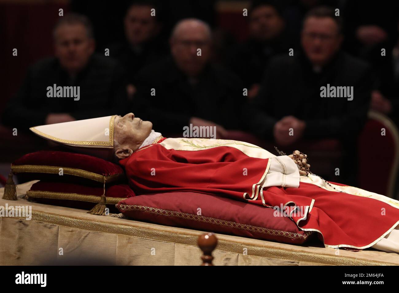 Rome, . 16th Oct, 2022. Rome, Italy 02.01.2023: The body of Pope ...