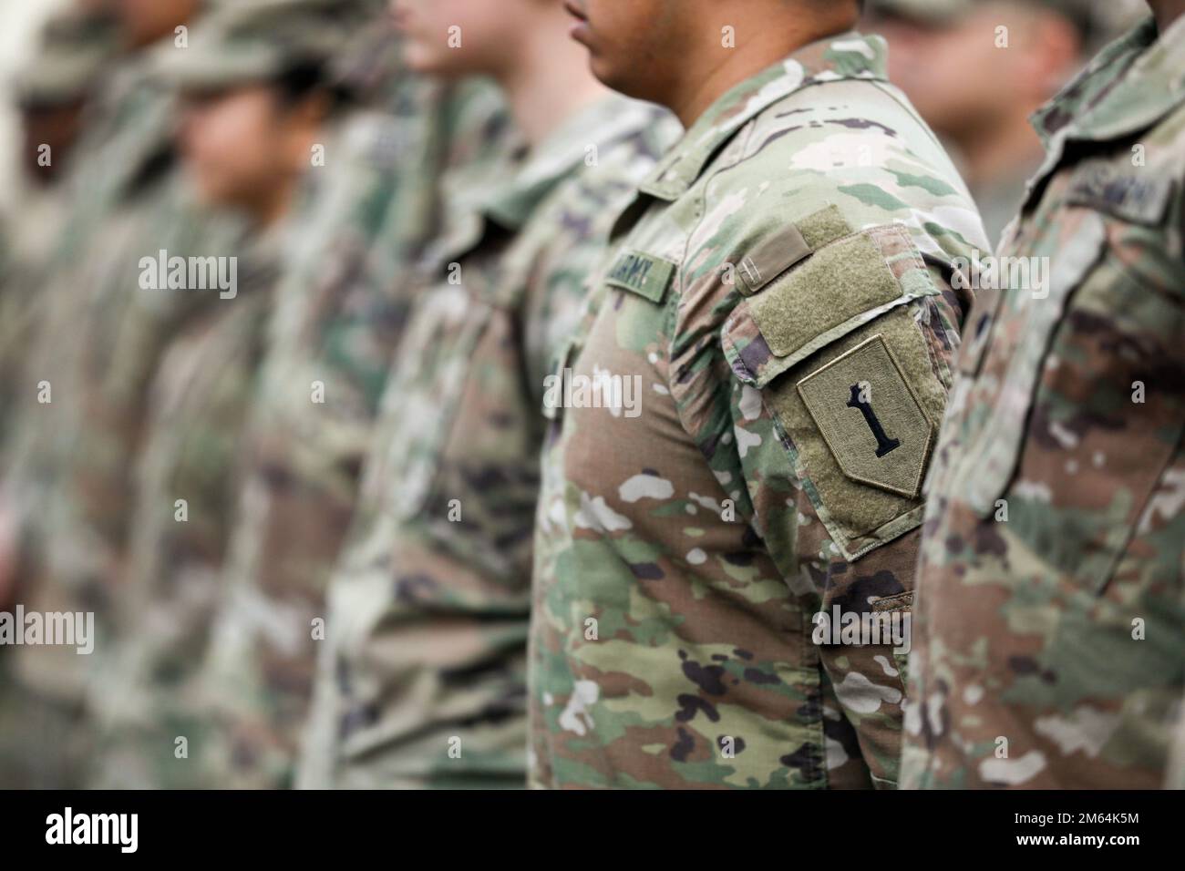 Soldiers of the 1st Armored Brigade Combat Team, 1st Infantry Division ...