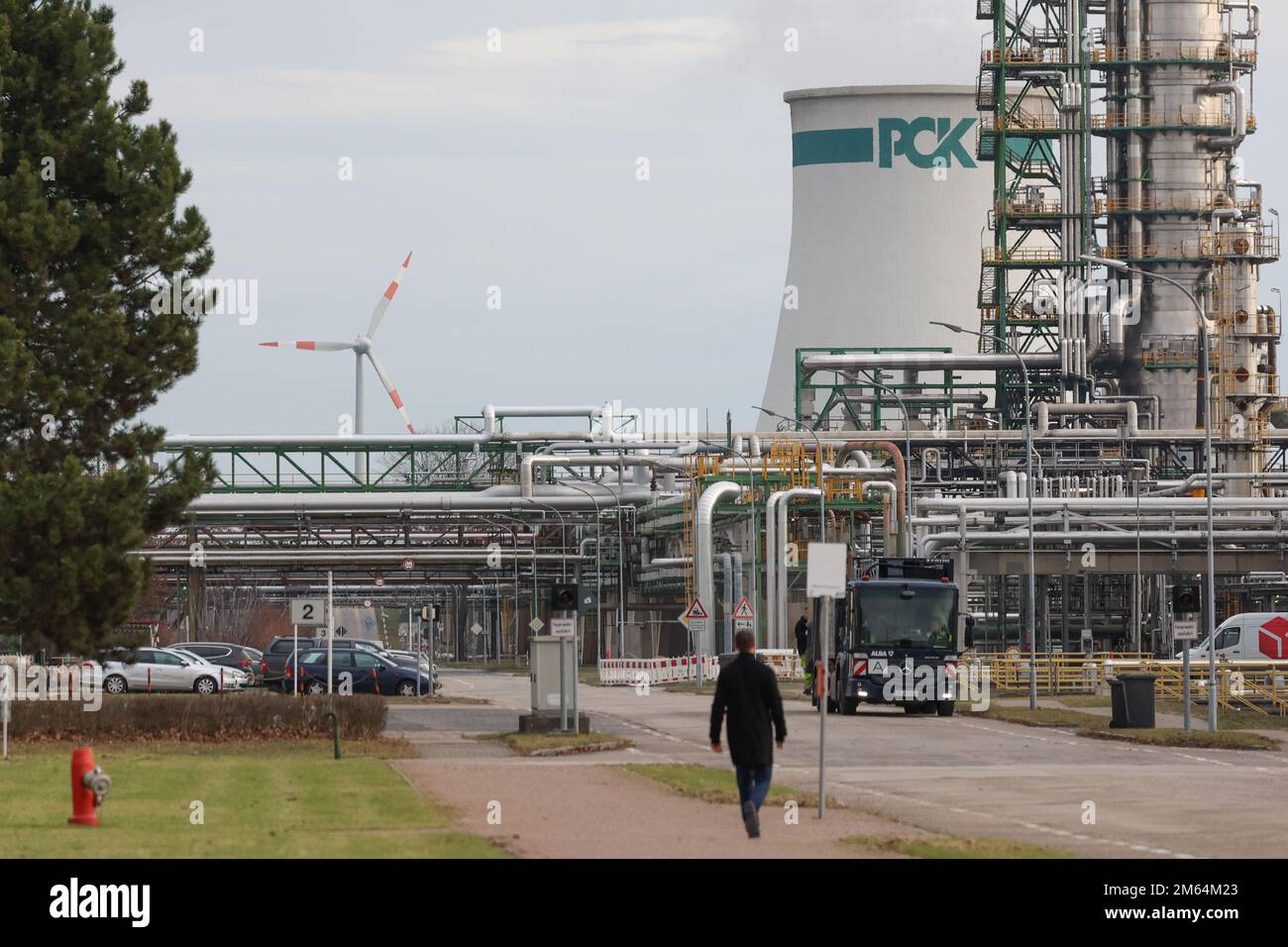 02 January 2023, Brandenburg, Schwedt/Oder: A tower with a PCK logo can ...